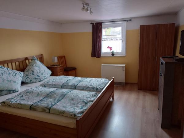 Ferienwohnung In Der Kehr - Hahn