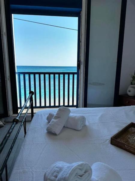 Μεζονέτα - Παραλία Αγία Φωτεινή - Хиос