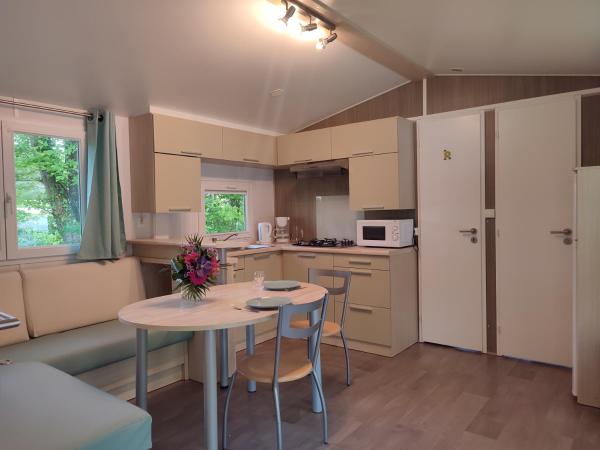 Mobil Home Gîte Canal Nantes à Brest 40 Minutes Nantes Et Saint-nazaire - Guenrouet