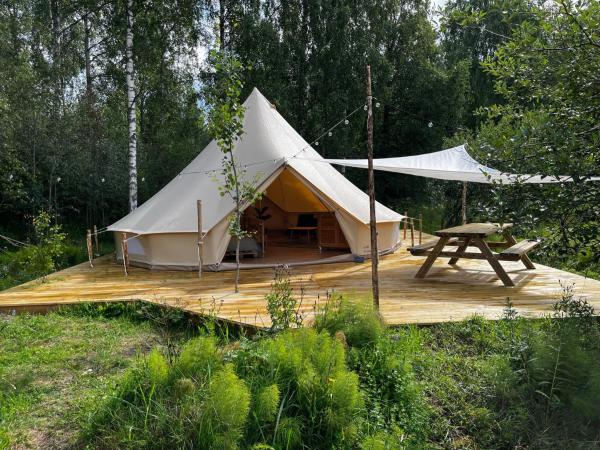 Slow Life Sweden - Family Glamping Tent Hassel - Lindesberg