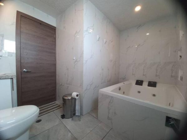 Departamento 1 Habitación Jacuzzi El Condado - Quito
