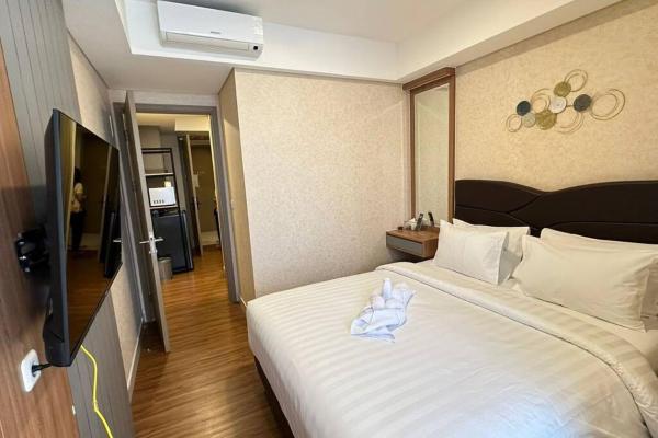 Goldcoast Studio Europe Sofabed Wifi Netflix - Yakarta