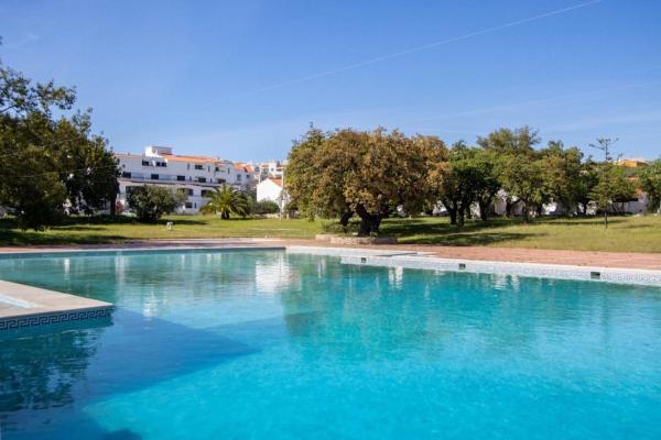 Cosy Apartment In Albufeira, Oura St - Albufeira