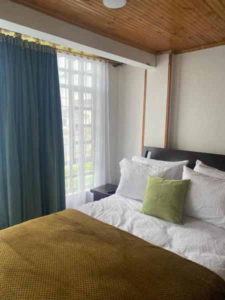 Santamaria Lago Home - Bogota