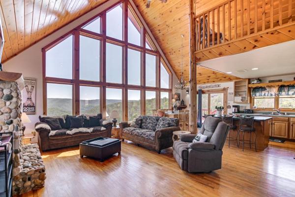 West Virginia Cabin Near Snowshoe Mountain Resort - West Virginia