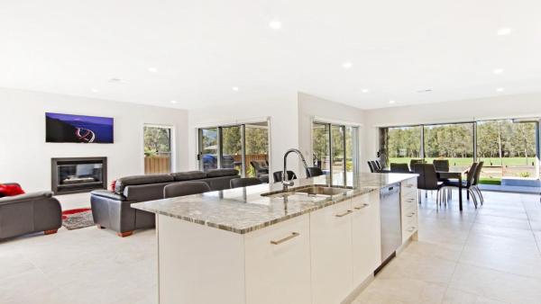 Santa Ana Retreat - The Vintage - Lovedale