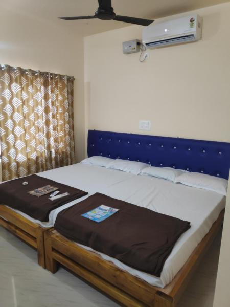 Redkar Rooms Gokarna Beach Front Ac And Non Ac Rooms - Gokarna