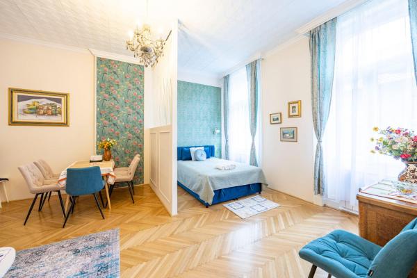 Deluxe Home In Art Nouveau House- With Garage - Budapeste