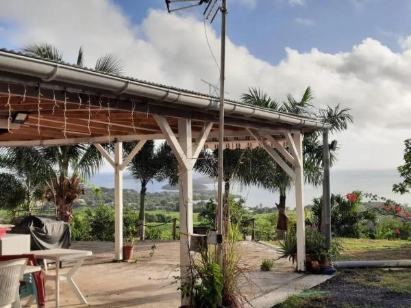 Maison De Charme Vue Mer Et Montagne Au François - Martinique