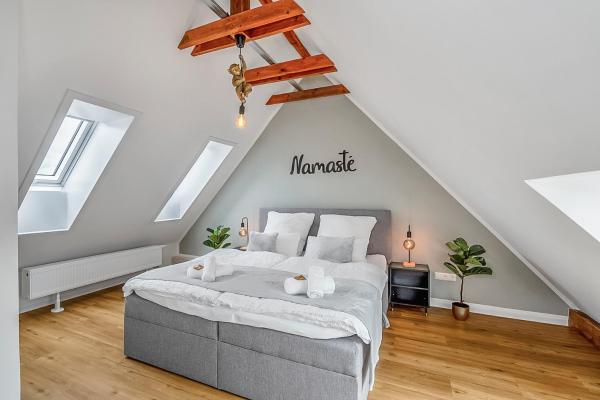 Namasté Homes - Ferienwohnung Mit Dachterrasse - Bad Windsheim