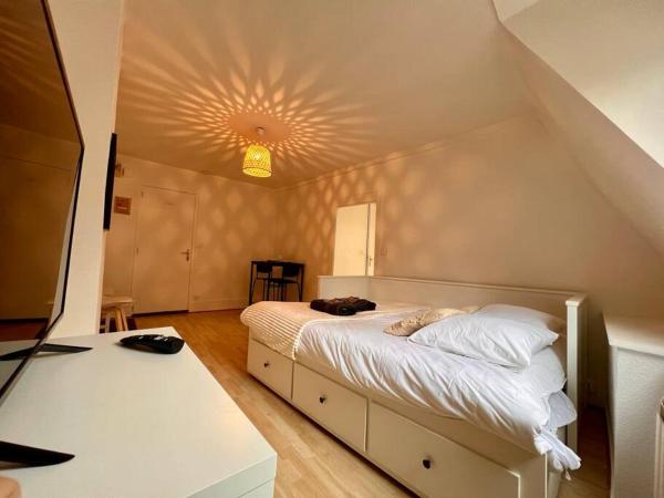 Appartement 2 Prsn Au Pied De La Citadelle - Besançon