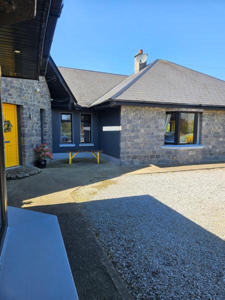 Ard Aoibhinn Roscommon - Athlone