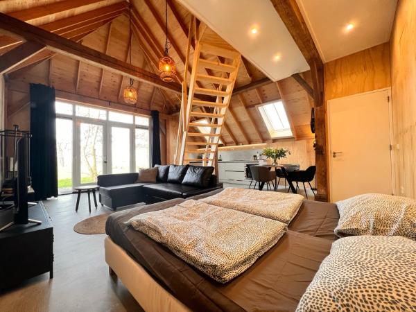 Wonen In Een Boerenschuur Uit 1899 - Zwolle