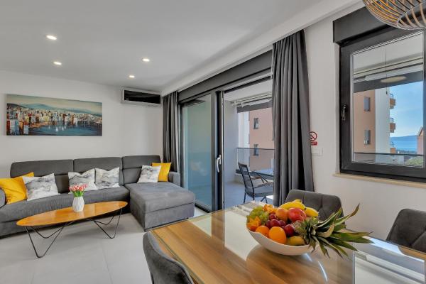 Apartment Sky Makarska - Makarska