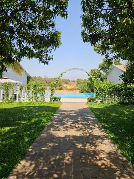 River Estates Luxury Resort & Spa - Karjat