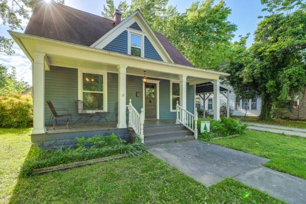 Harrison Family Home With Grill - Near Downtown! - Harrison, AR