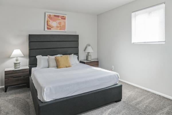 Spacious Retreat I Balcony I Parking I Chateau - Wilmington, DE