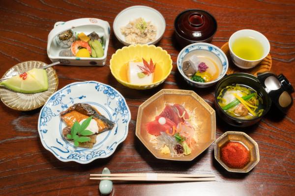 Kappo Ryokan Uoichi - 시마다시