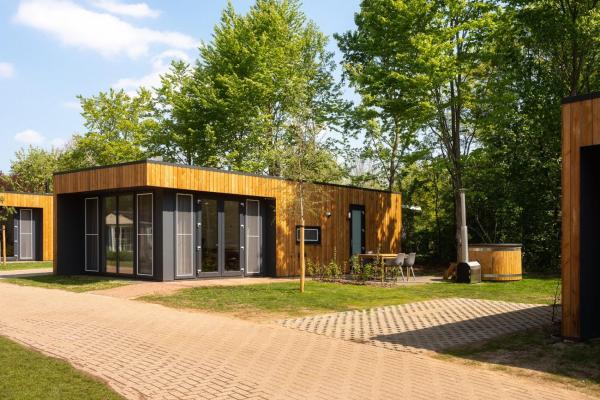 Happy Oak Lodge With Hottub 4 P. - Almelo