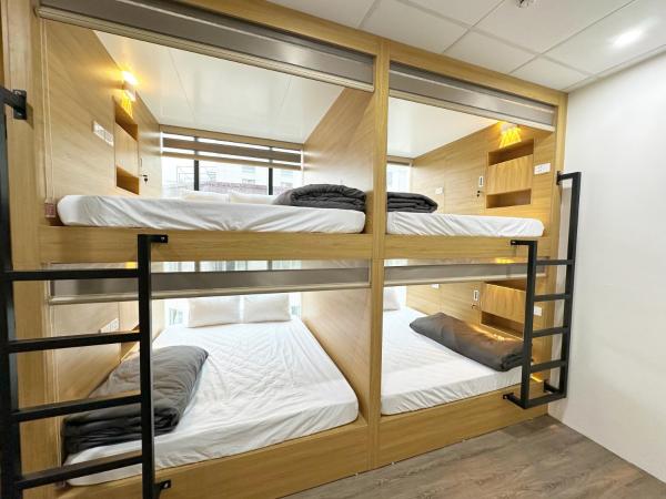 Hanoi Capsule Station Hostel - Hanoi