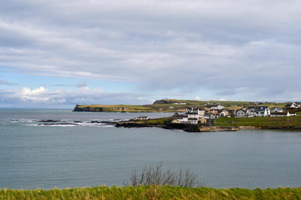 Shoreline Portballintrae North Coast Views Near Giants Causeway & Royal Portrush - Portballintrae