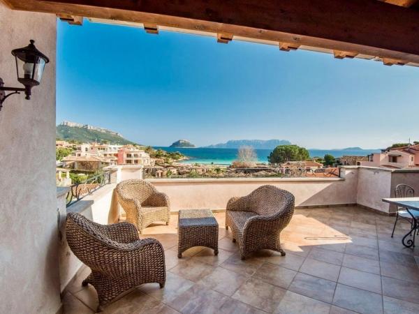 Villa Elena - Appartamento Vista Mare E Appartamento Con Giardino - Golfo Aranci