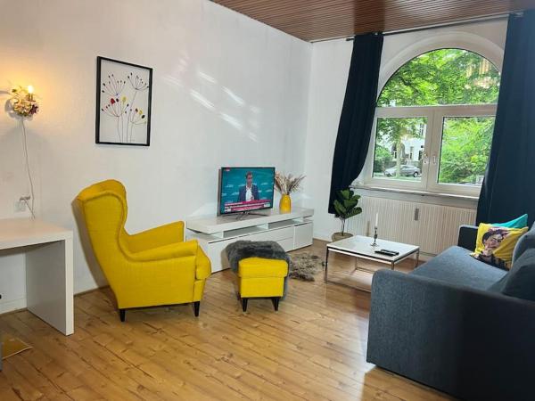 Casa Luna 6 Min Hbf , Erdgeschosswohnung ,Altbau - Duisburg