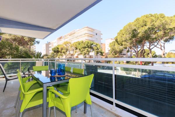 Uhc La Cumbre Apartments - Salou