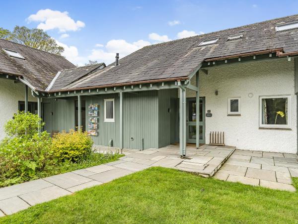 Yew - Woodland Cottages - Bowness-on-Windermere