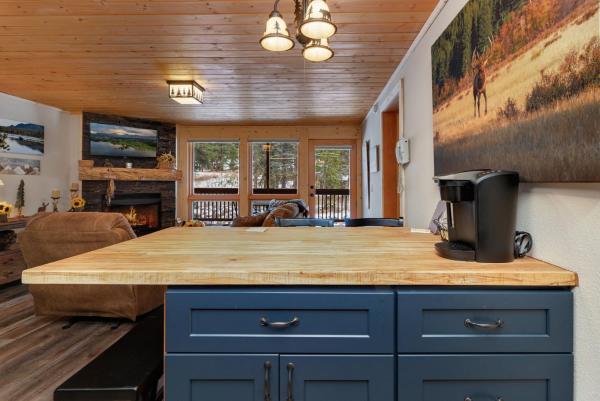 Creekside Suites 12 By Estes Park Condos - Estes Park, CO
