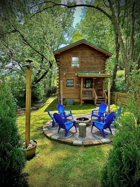 Clover Creek Cabin - Maggie Valley, NC