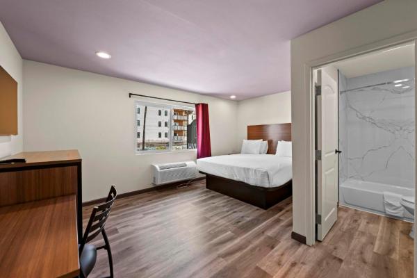 Hyland Inn Long Beach - Orange County, CA