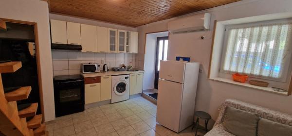 Studio Apartman Kaštel Kambelovac - Split