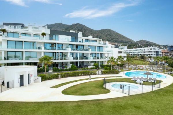 Higueron Blue Skyline View By Alfresco Stays - Fuengirola