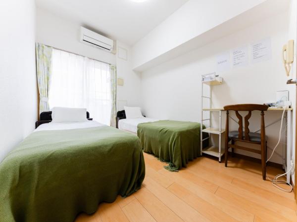 Shin-okubo Sta・1 Min Walk/　Shinjuku Sta 2min/　Switch - Shinjuku City