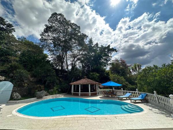 Increíble Casa Campestre Con Piscina Y Jacuzzi - Fusagasugá
