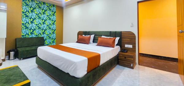Hotel Nova Blue - Ahmedabad