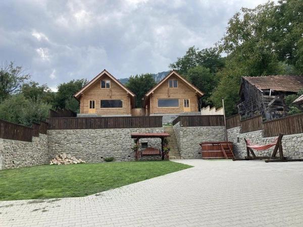 Long Rock Chalets - Rimetea