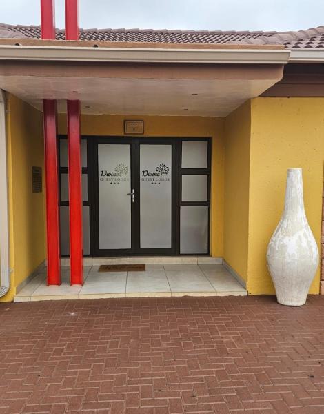 Divine Guest Lodge - Rustenburg