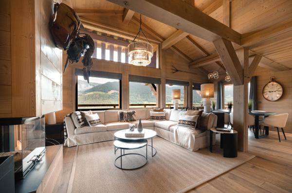Luxury Megève Chalet, Sleeps 8 With Mountain Views And Jacuzzi - Sallanches