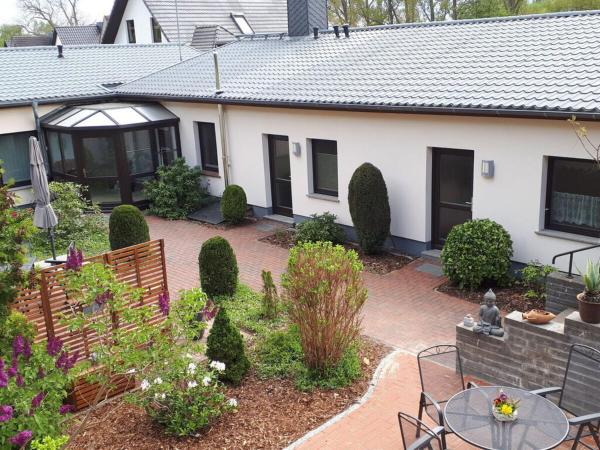 Eldeufer Comfortable Holiday Residence - Plau am See