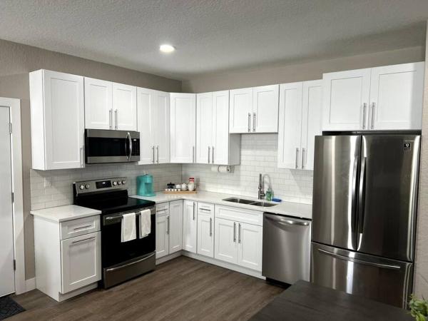 Modern Studio In The Heart Of Brighton! - Thornton, CO