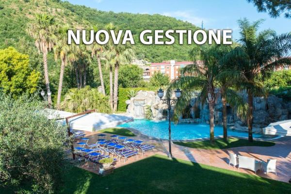 Hotel Villa Albani - Salerno