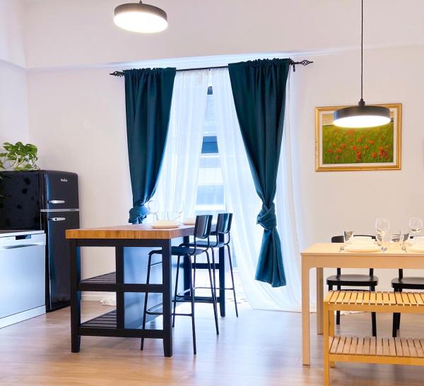 Aumetz Square Apartment - Idrija