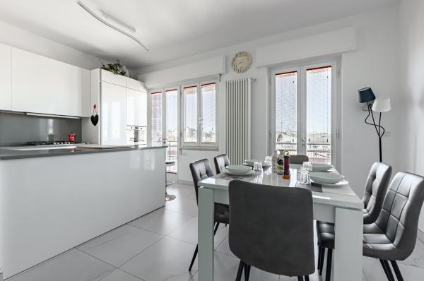Viareggio - Bright Apartment Near The Beach! - Viareggio