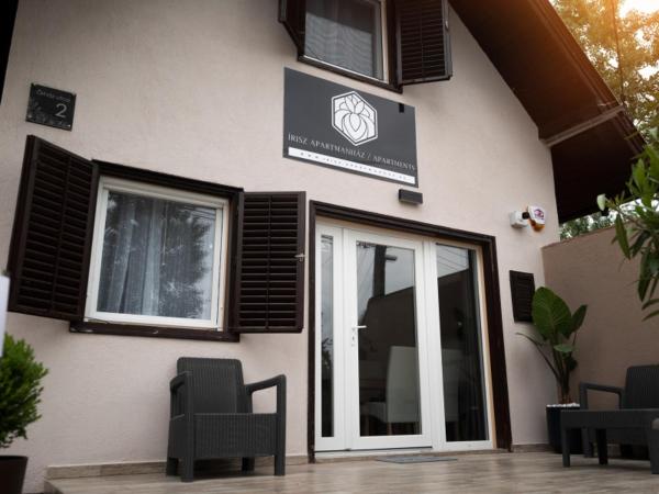 ÍRisz Apartman - Balatonmáriafürdő