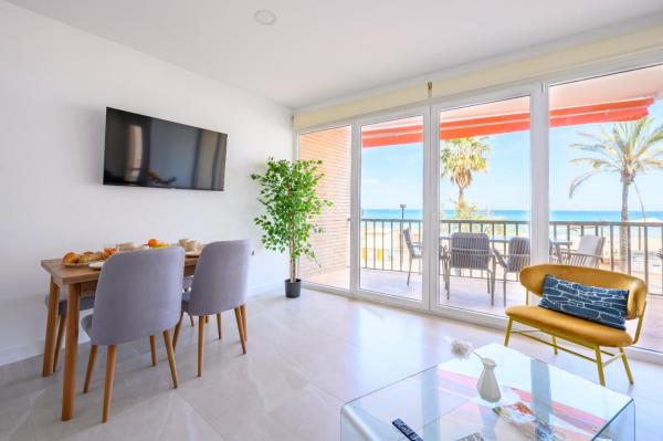 Dreams By The Sea 2 Bedrooms & 2 Baths By 10tosea - Fuengirola