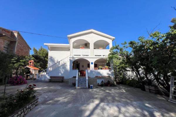 Apartments Franjo - Rab