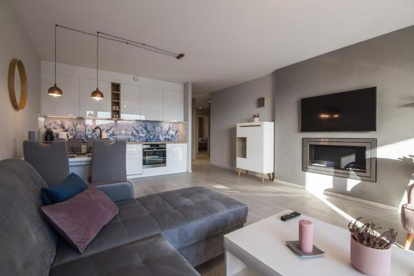 Bukowa Apartment With Parking And Mountain View In Wisła By Noclegi Renters - Ustroń