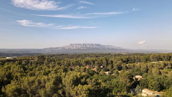 Maison De Famille En Campagne Entre Aix Et Marseille - Éguilles